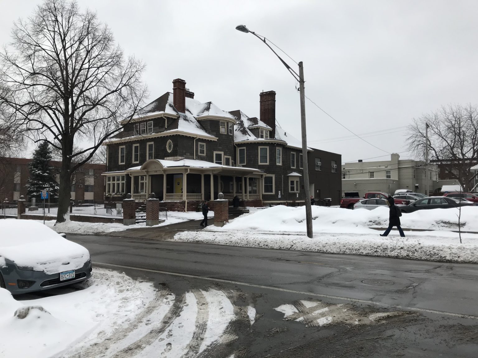 The Mansion – 2218 Alano