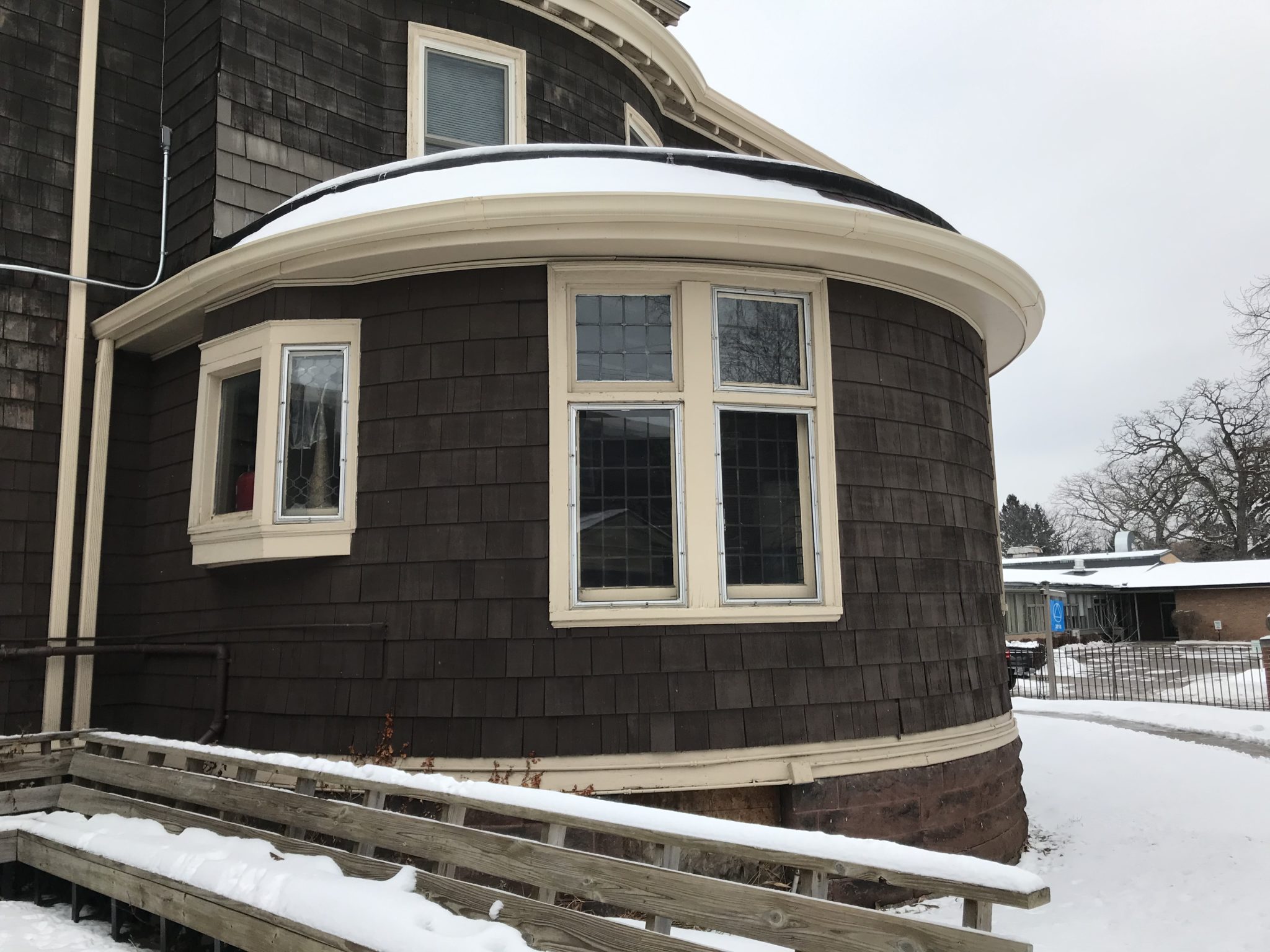 The Mansion – 2218 Alano